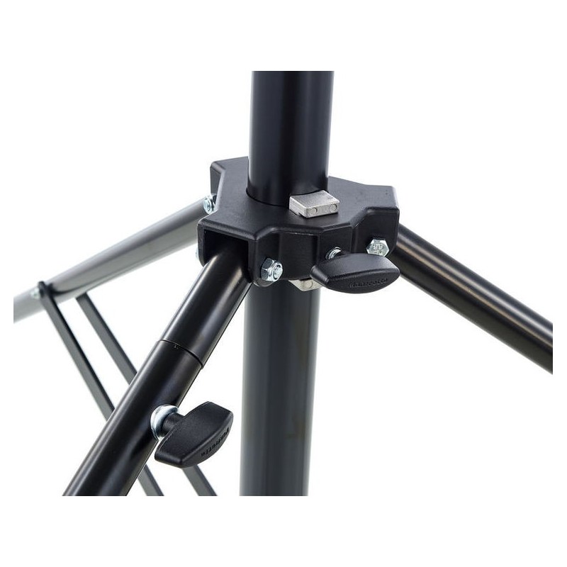 4,80m (15,6 ft) high heavy stand